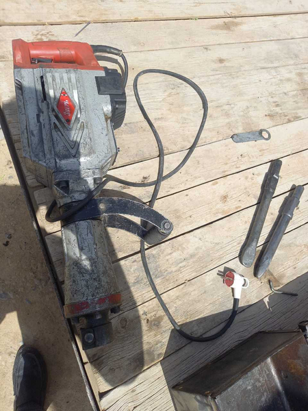 Perforator sotiladi