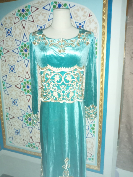 Uzun kòylak kalapòshiyam bor