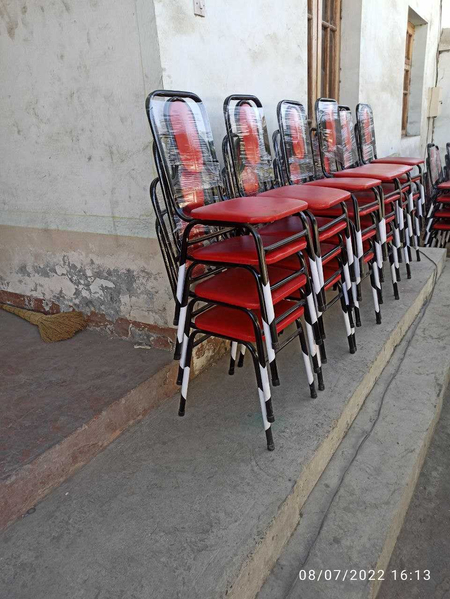Zakazga stol stullar tayyorlab beramiz
