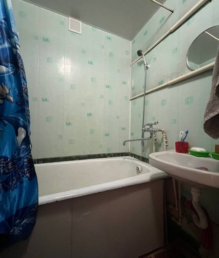 Юнусабад 15кв 2/3/4 балкон: 2*6