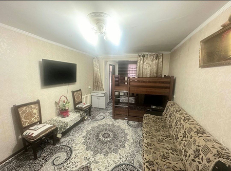 Яккас 3х комн.квартира с хорошим ремонтом  67м2 разд.комнаты балкон