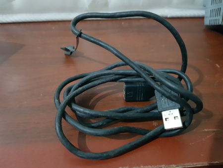 Продам автомагнитофон Pioneer DEH - 4050 UB MP3 CD USB радио FM