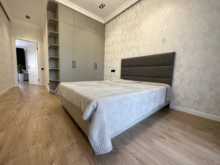 Дархан Авеню продается 3ком ремонт Мирзо-Улугбек (157993)