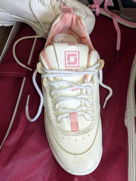 Женские кроссовки FILA, есть доставка