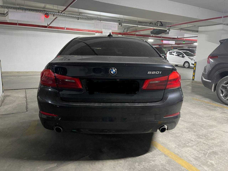 Продается BMW 520i