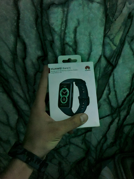 Huawei band 6 watch