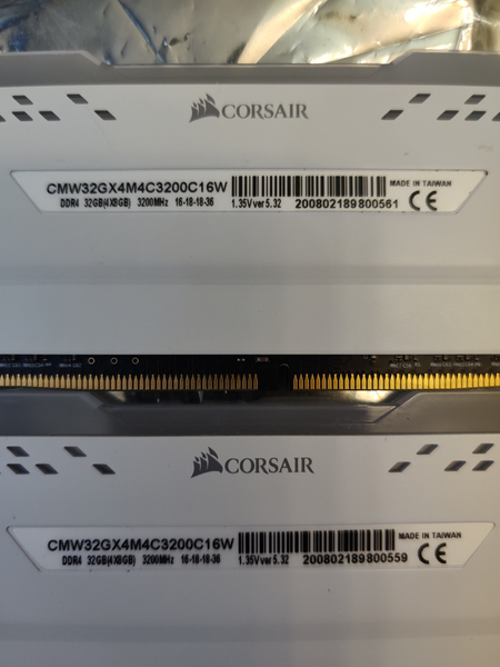 Corsair Vengeance RGB Pro 16 gb (2x8gb) 3200 mhz DDR4