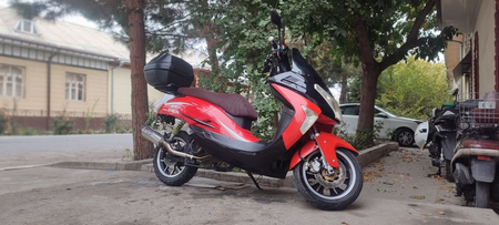 Продам Скутер 150 куб