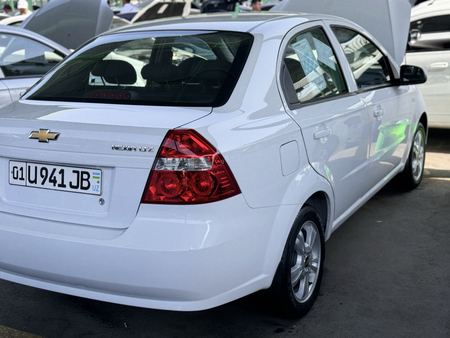 Nexia 3 avtomat 4 pozitsa 53.000 km 3ta pitnosi bor xolati tiniq