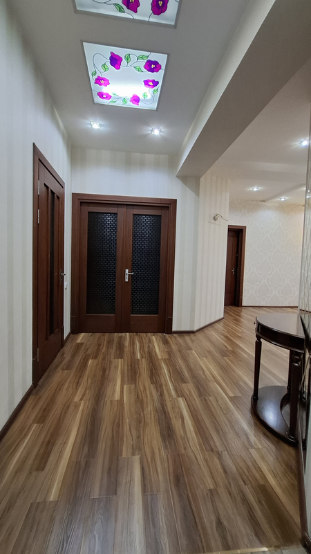 Срочно продам квартиру в центре!