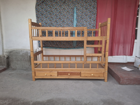 Detskiy krovat, 2 etajlik