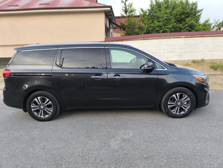 Kia Carnival Sedona