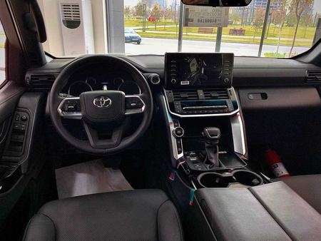 Toyota Land Cruiser 300 Prestige 4.0L 2023