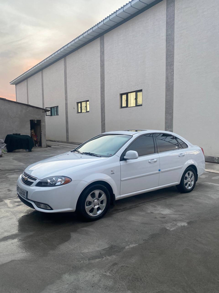 Gentra oq 2023 yil 12500 km probeg navorot