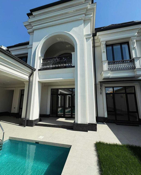 Продается Евро дом Ориентир: Луначарский  500м2