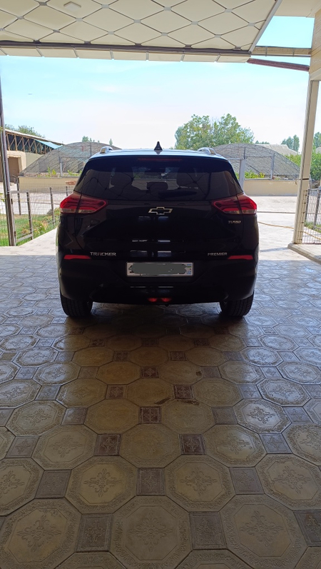 Chevrolet tracker 2