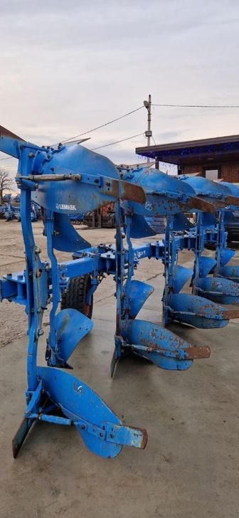 Lemken europal 7. 5 korpus plug bor