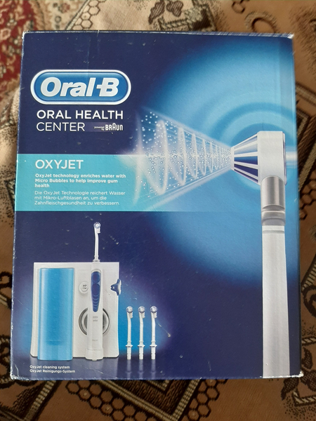 Ирригатор Oxyjet Braun Oral health center