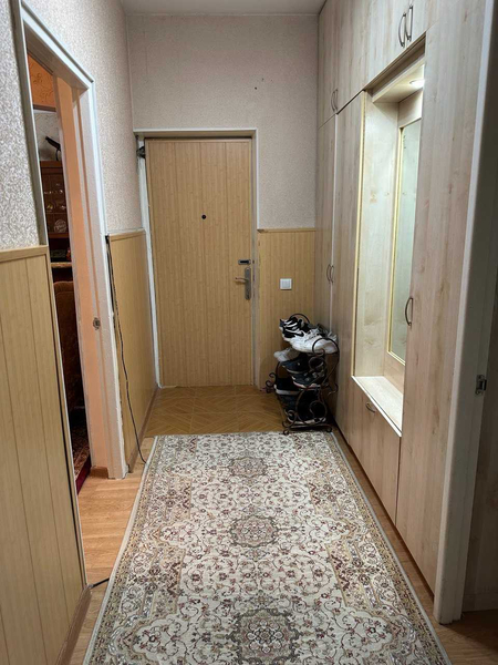 Продается СРОЧНО  3х комнатная Юнусабад 14 1 ЛИНИЯ ор. Кристалл(м999)
