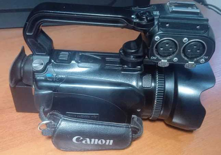 CANON XA10 Videokamerasi Sotiladi holati yaxshi