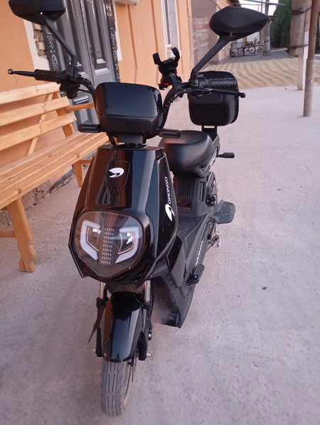 Skuter Drongo,  1009 km kaska zaryadka joyinda, yuriwi zor