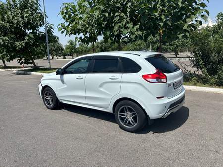 Lada x ray 2017.