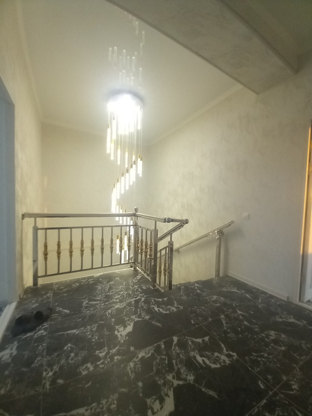 Продаётся Евро дом в Яшнабаде