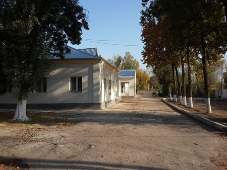 Нотурар жой Сотилади,1.13 гектар,бинолари билан Куйи Чирчикда
