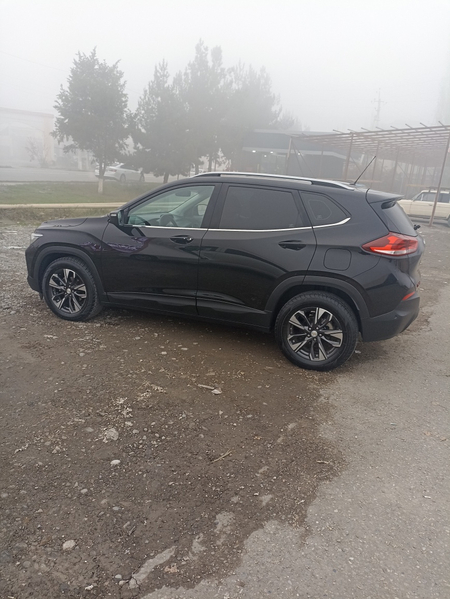 Tracker сотилади!!!