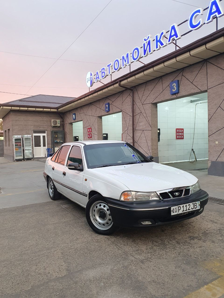 Нексия 1 Сотилади