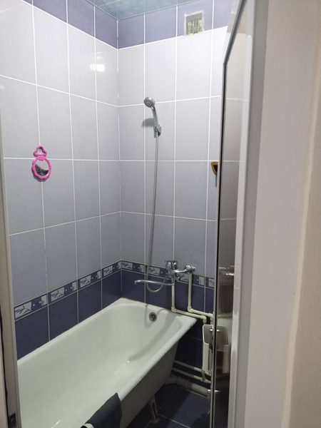 В Шарке 1 продается квартира срочно