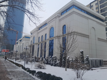 Biznes Center Premiyum klass, s dayotsya v arendu 4 etajnoe zdaniya.