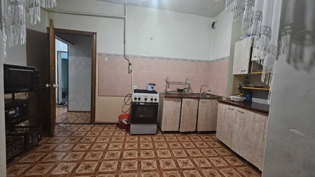 Продается квартира 2/1/9 .Мирзо-Улугбек Улица Зиёлилар (J3102)