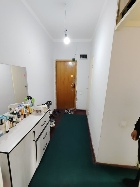 Срочно продается квартира возле метро Чиланзар