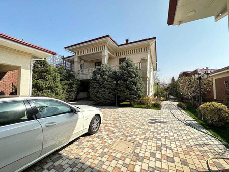 V2006 Продается Дом 16 соток (По факту: 20 соток) 8 комнат 3 этажный