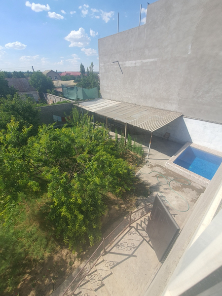 Dacha  sotiladi !