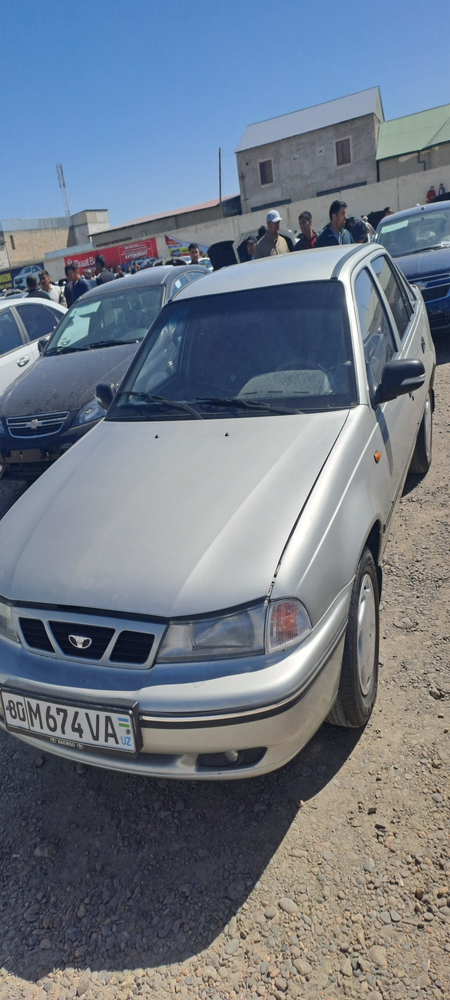 Nexia 1 sons sotiladi