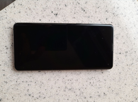 Samsung S10 plus Made in VIETNAM offitsialni karobka dakiment