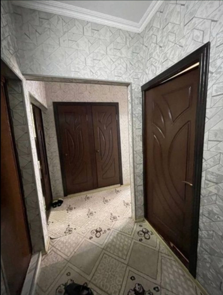 Продажа 2/5/5 на Юнусабад-19,(улучшенка) 2 хонали сотилади