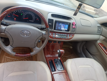Toyota camry 2.4
