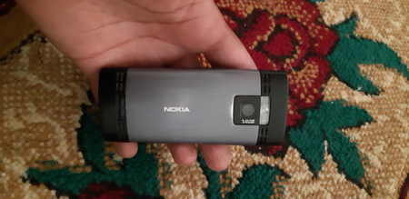 Nokia x2-00 radnoy