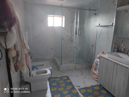 Андижон шахри Бобур шохкучаси квартира сотилади
