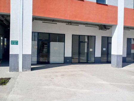 Index mashina bozorida magazin arendaga beriladi