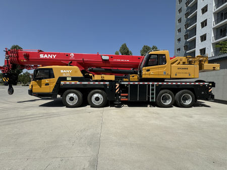 Автокран Янги SANY STC800S 80 тонналик