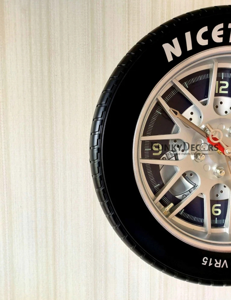 Настенный часы виде шына автомобиля Nicety tyre 50 см