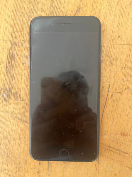 Iphone 7 plus sotiladi