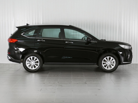 Haval M6 comfort qora vikupka beriladi