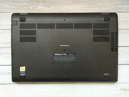 Dell Core i7 9850H/32GB/1TB SSD/Quadro P620 4GB/FHD IPS