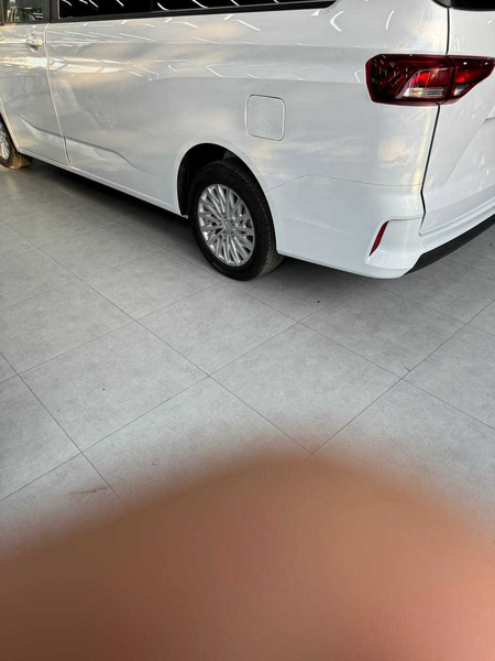 BAW Luxury минивен сотувда таййор
