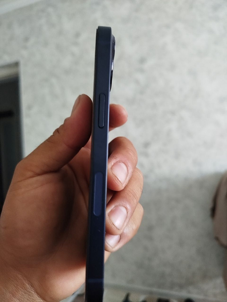 iPhone 13 256 LLA